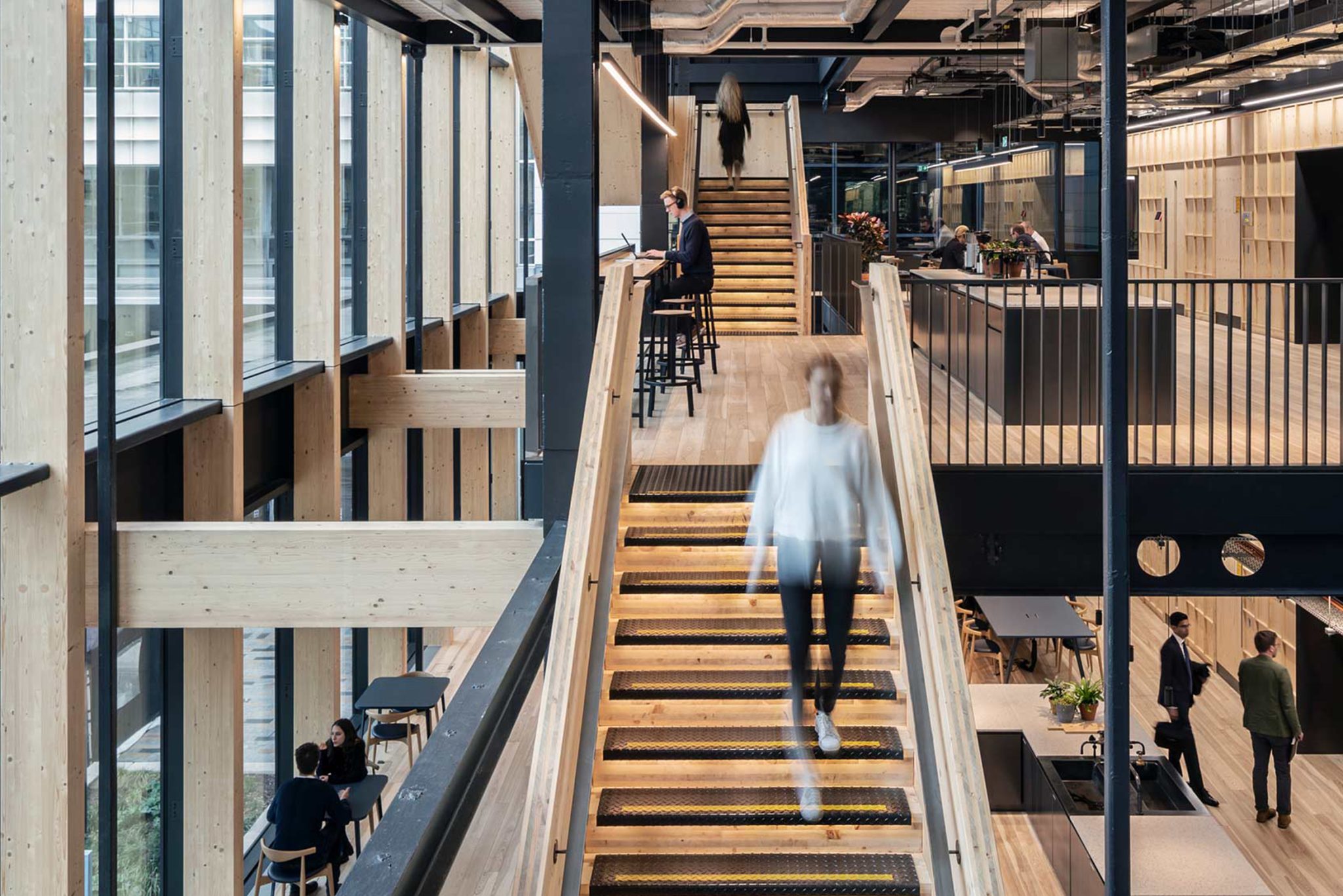 Inside the Intriguing World of Office Snapshots - Lisa Magazine
